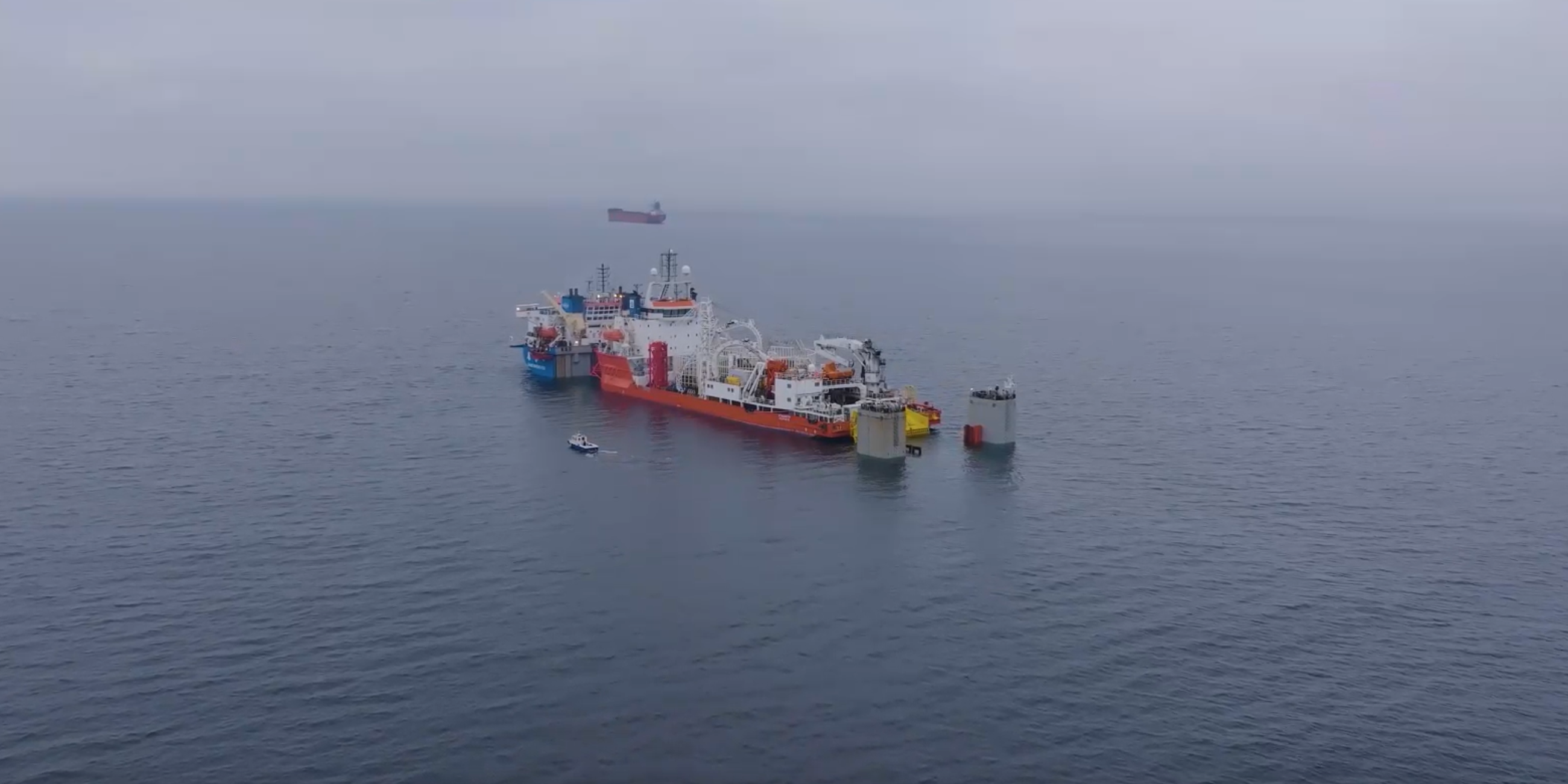 Blue Water oversees first float-off operation in Port of Gdansk