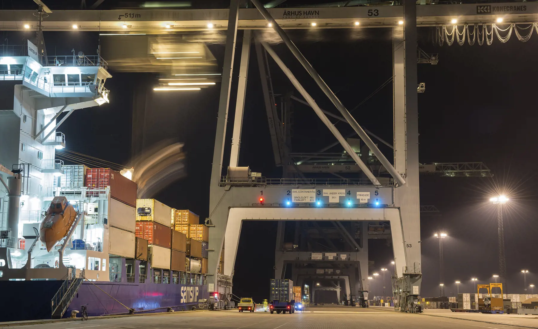 Local operator on Port of Aarhus delivered by Blue Water Logistics