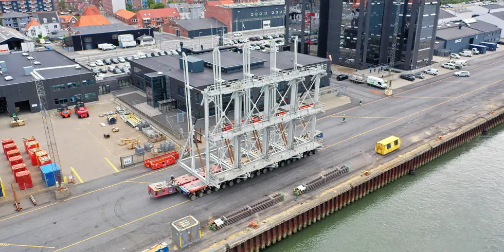 Blue Water transports blade racks at Port of Esbjerg