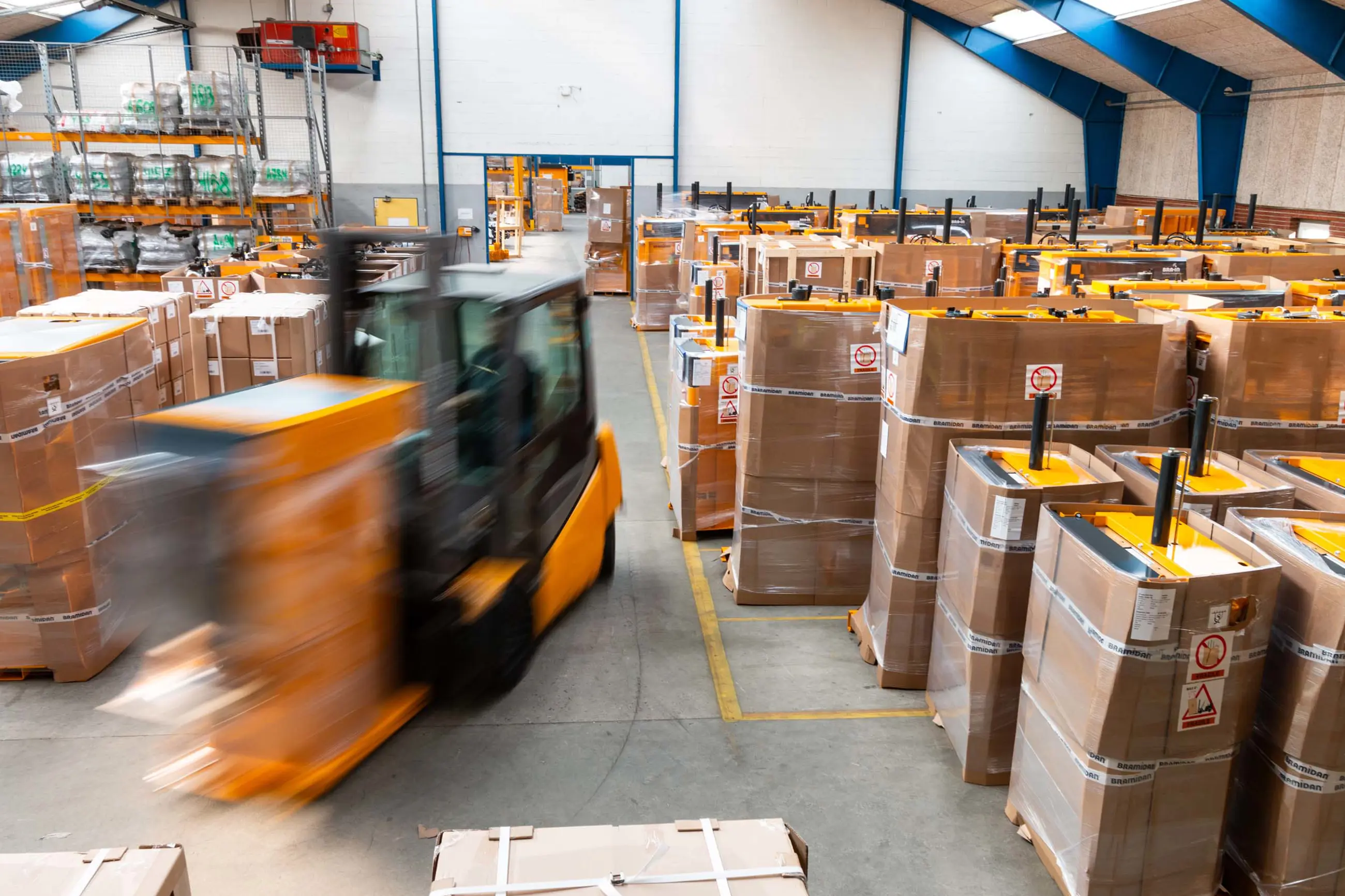 Blue Water Shipping: Transport and logistics services worldwide