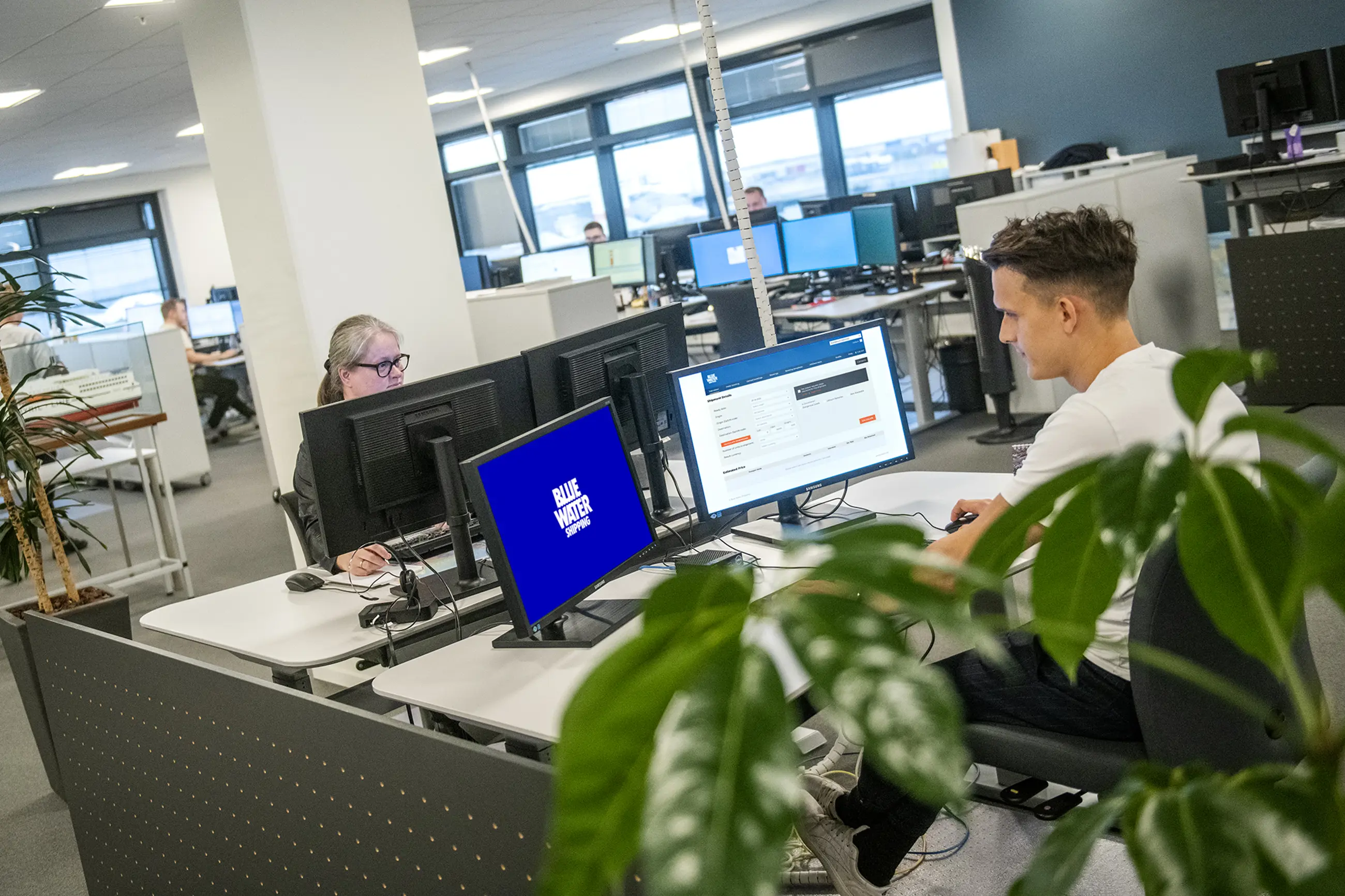 Courier service and express delivery in Denmark and Europe