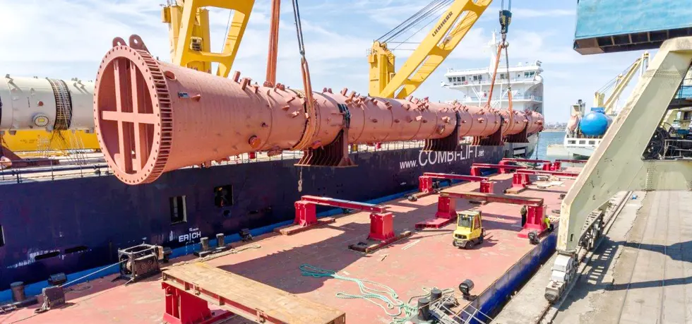 Global logistics and transport based on in-house competences