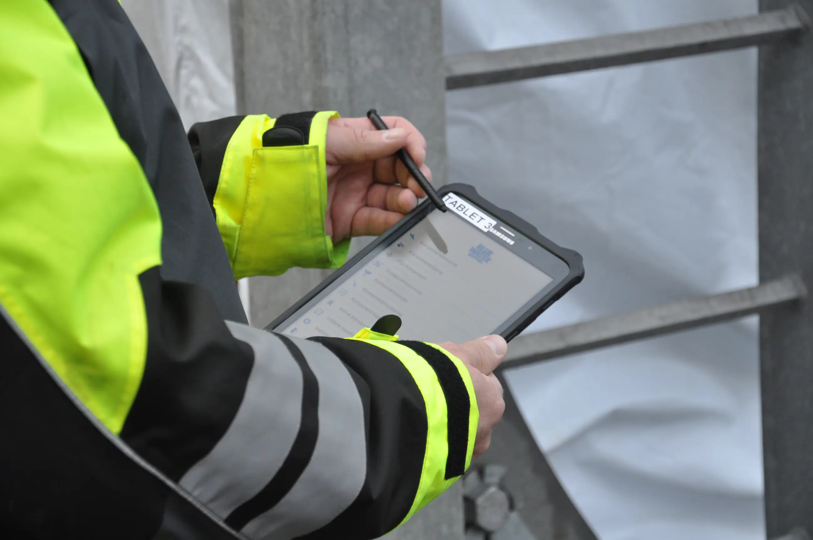 Port agency and 24-hour services to vessels and shipowners