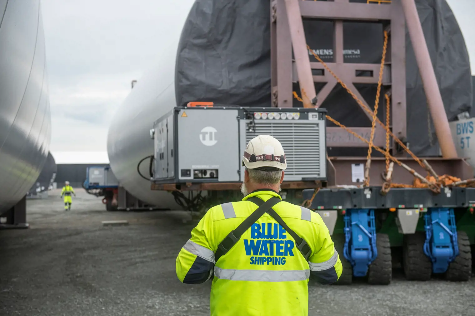 Blue Water Shipping: Transport and logistics services worldwide