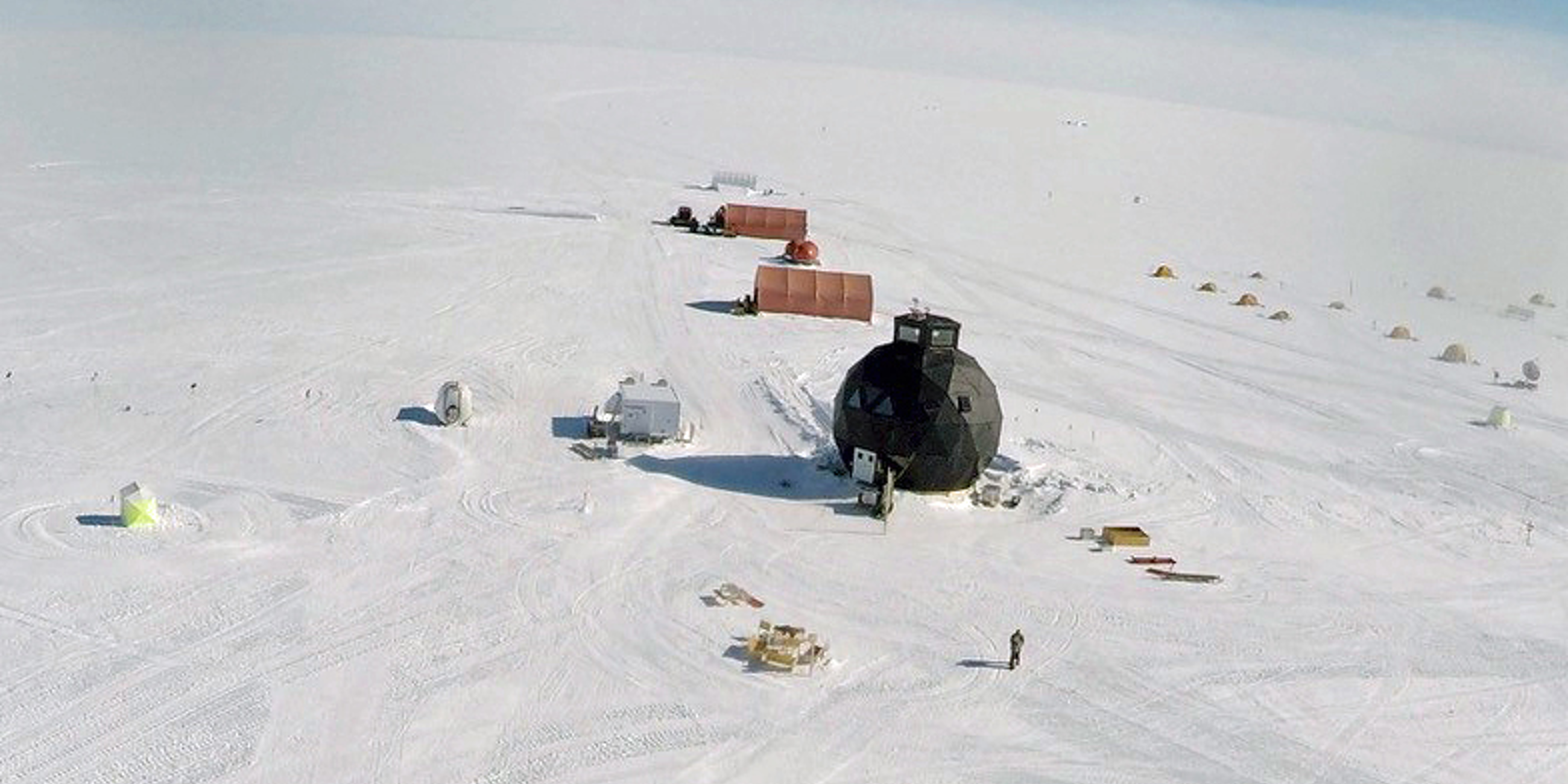 Navigating logistics for EastGRIP's ice core project in Greenland