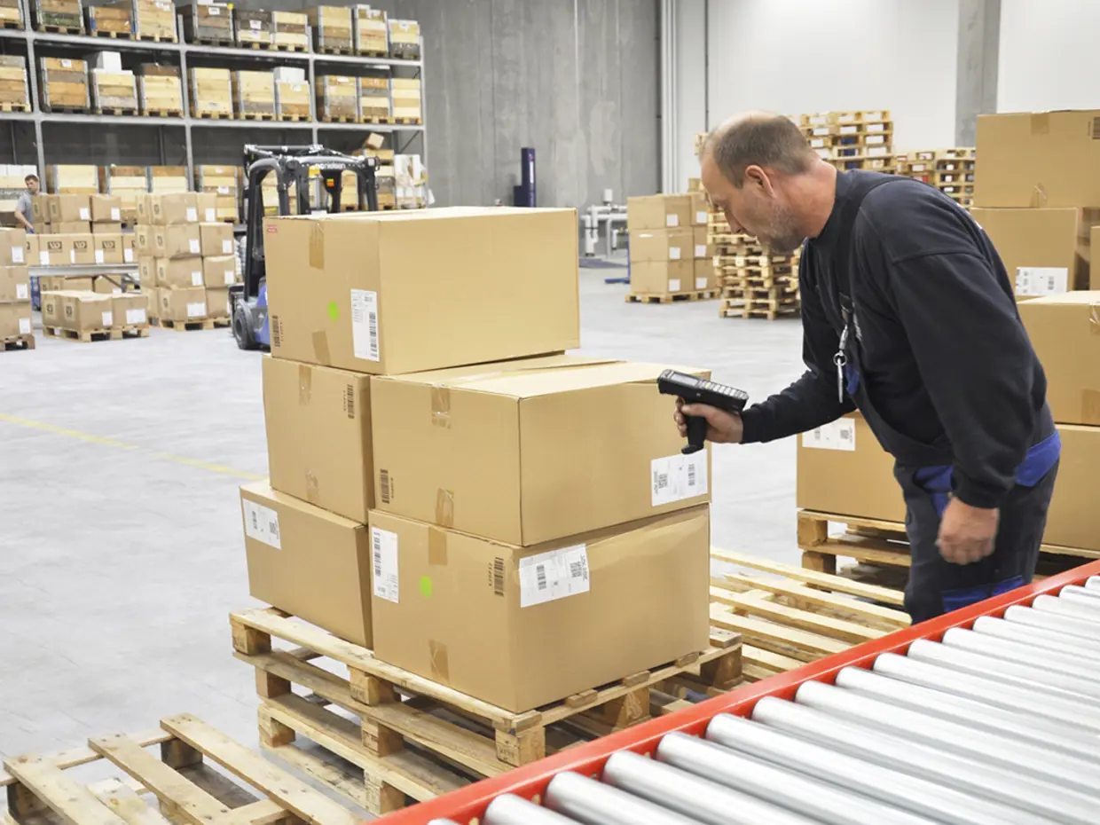 Courier service and express delivery in Denmark and Europe