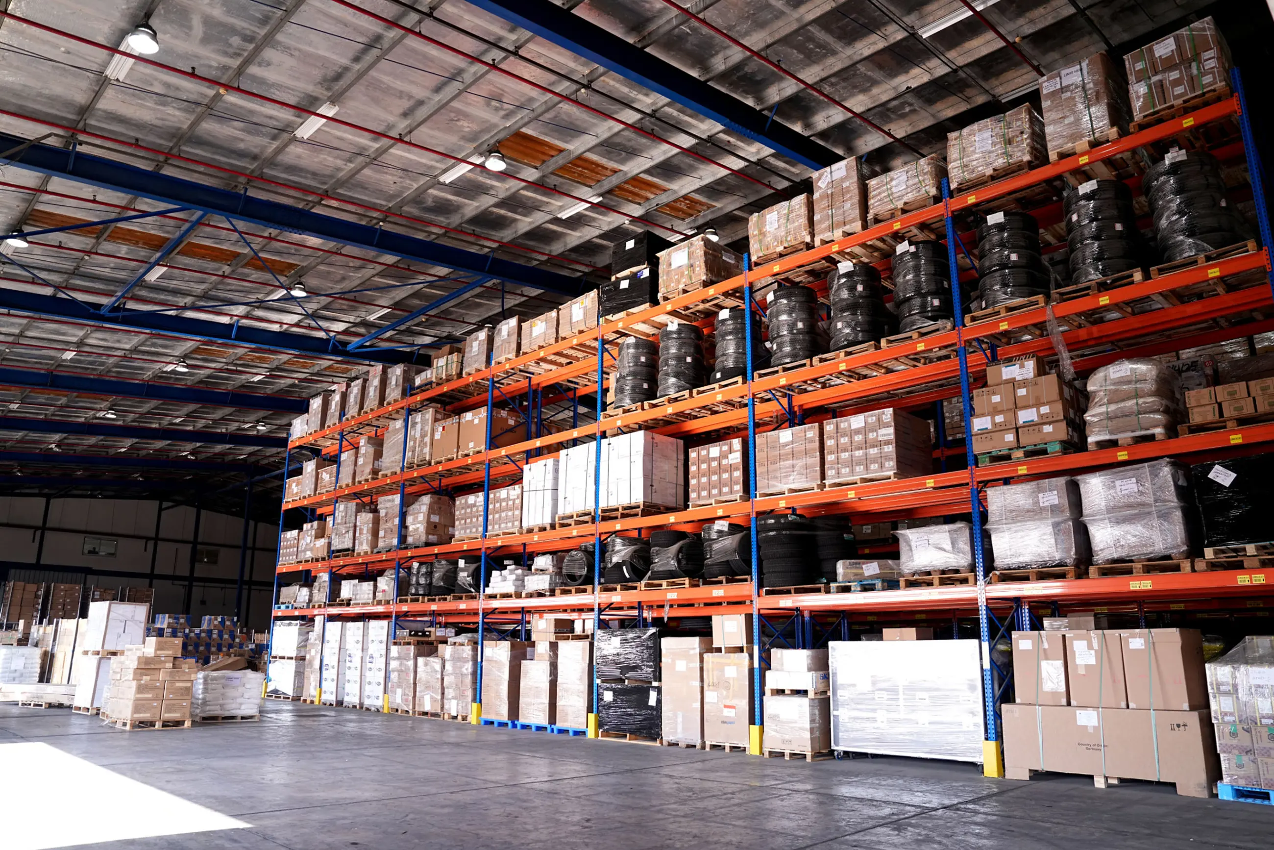 Expansion in Dubai with new modern warehouse