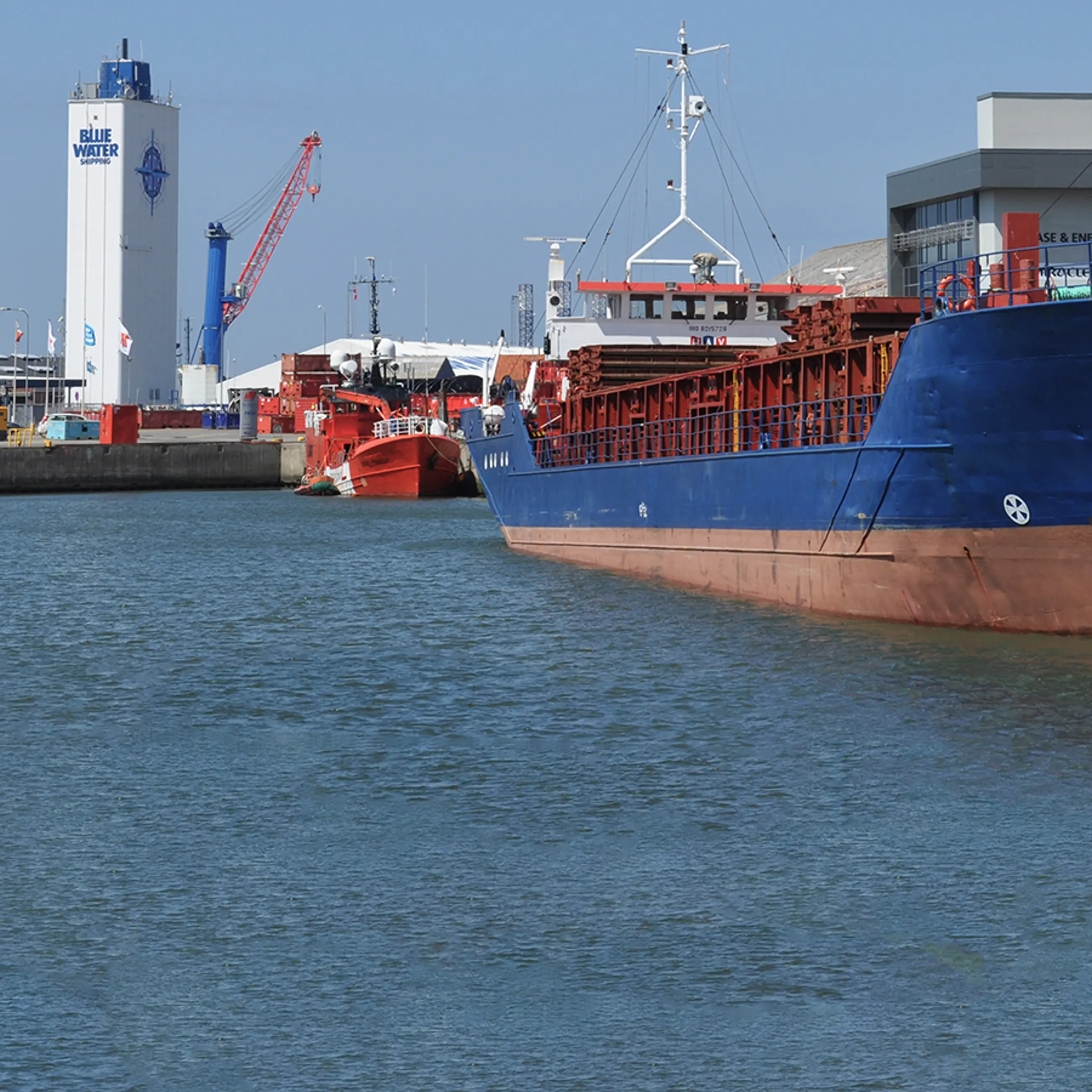 Transport and logistics services worldwide | Blue Water Shipping