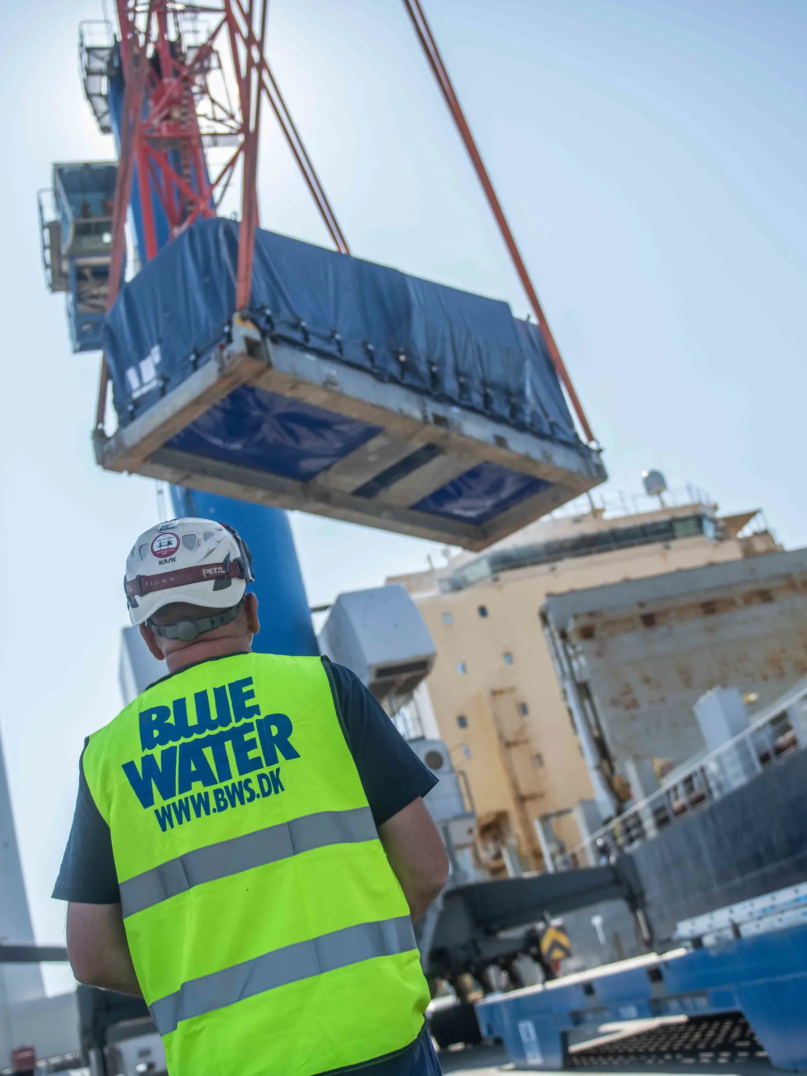 Floating Production System transport & logistics - FPS solutions