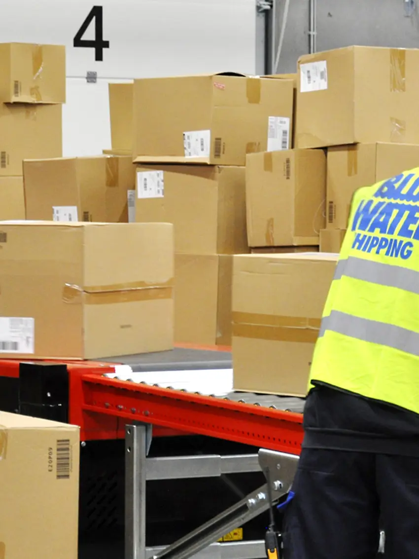 Guide to courier shipments and service. Ship efficiently and flexible ...