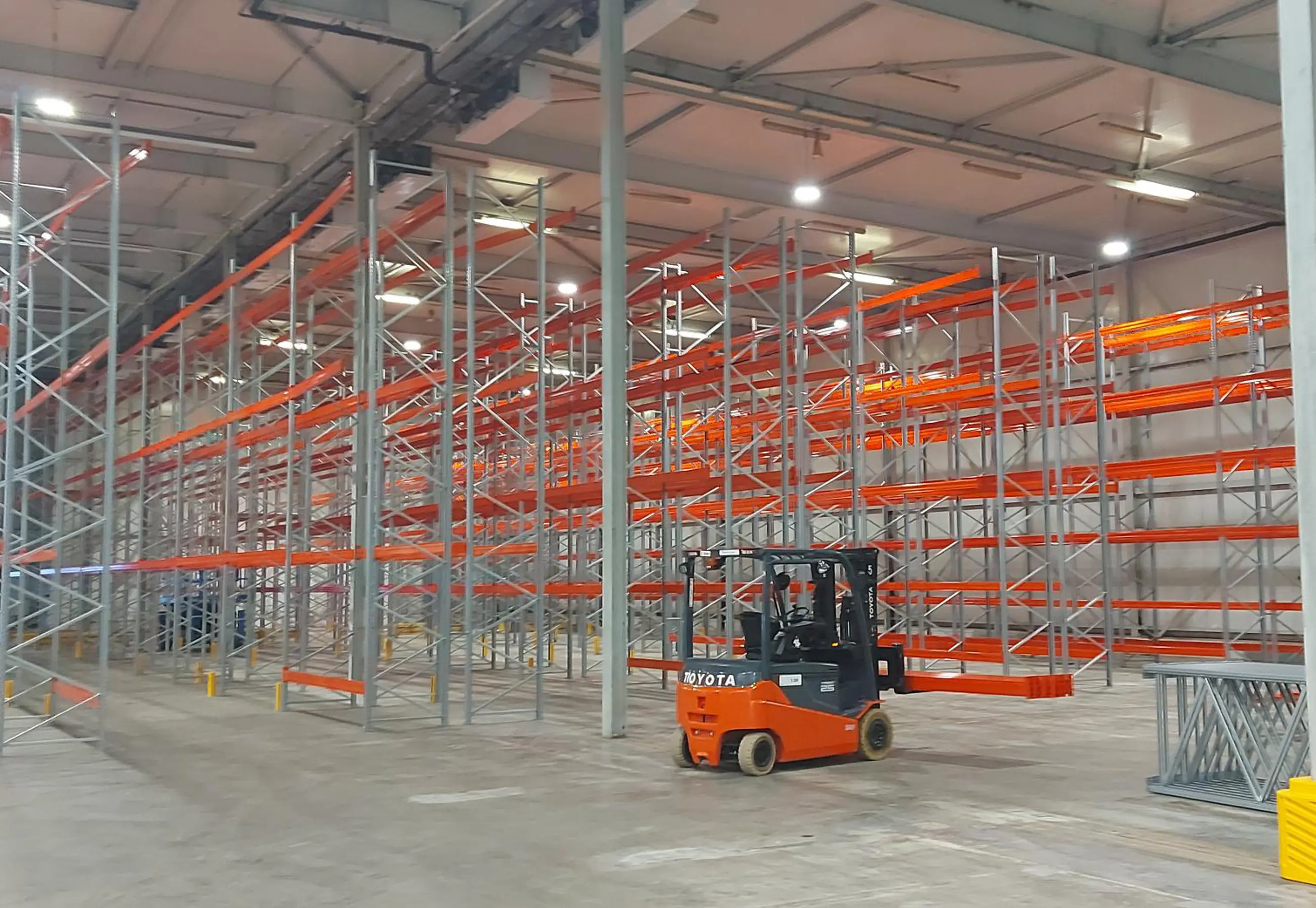 Warehousing in Rotterdam for Cruise & Marine Logistics services